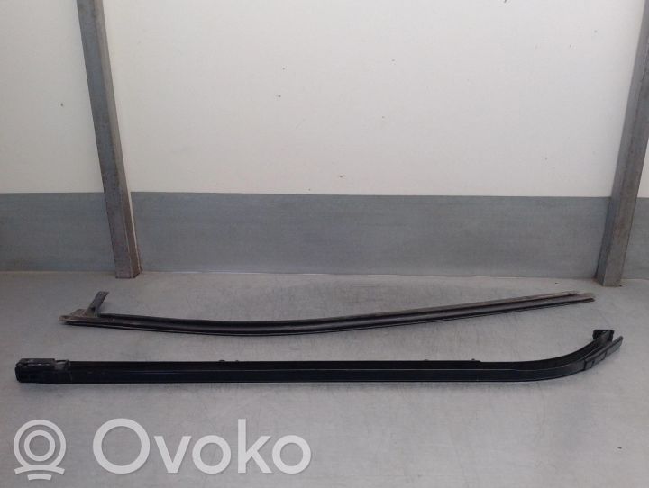 A4477660037 Mercedes-Benz Vito Viano W447 Sliding door upper roller ...