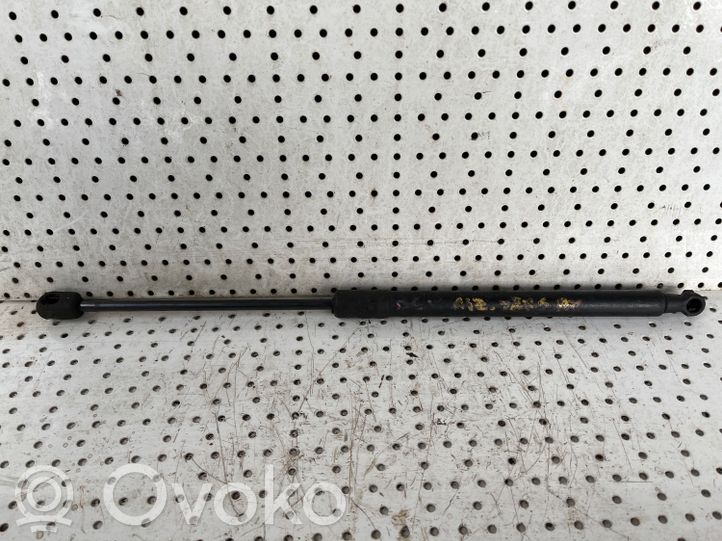 3C9827550A Volkswagen PASSAT B6 Tailgate/trunk strut/damper, 5.00 € | RRR