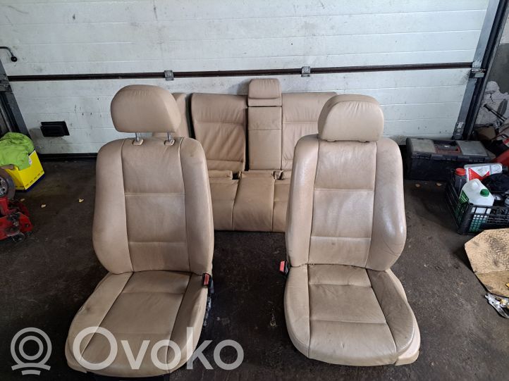 BMW 3 E46 Set sedili, 67.68 € | OVOKO