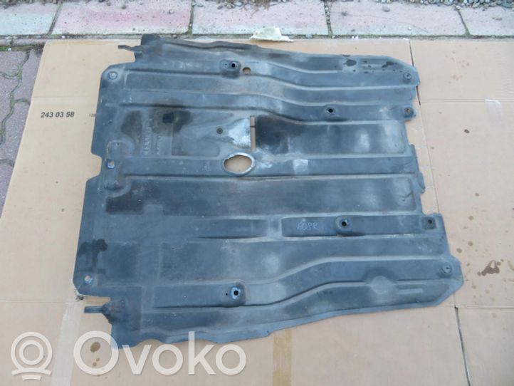 758308281R Renault Megane IV Engine splash shield/under tray, 112.94 ...