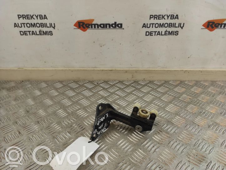 A9067600047 Mercedes-Benz Sprinter W906 Sliding door lower roller guide ...