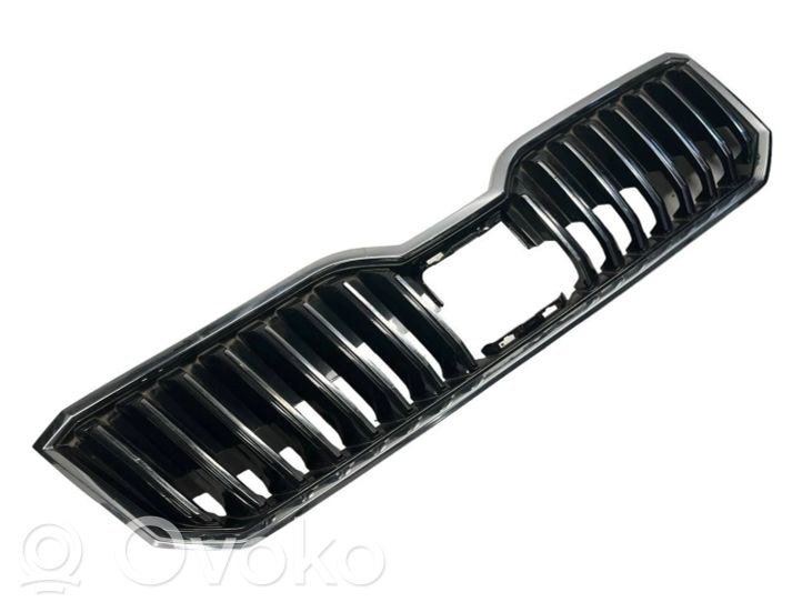 3V0853653B Skoda Superb B8 (3V) Front bumper upper radiator grill, 50.00 € | RRR