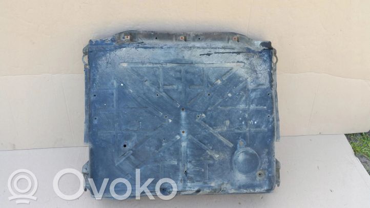 A9065200123 Mercedes-Benz Sprinter W906 Engine splash shield/under tray ...