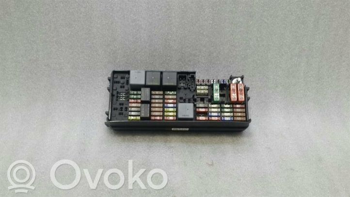 A1645400272 Mercedes-Benz ML W164 Boîte à fusibles, 40.00 € | OVOKO