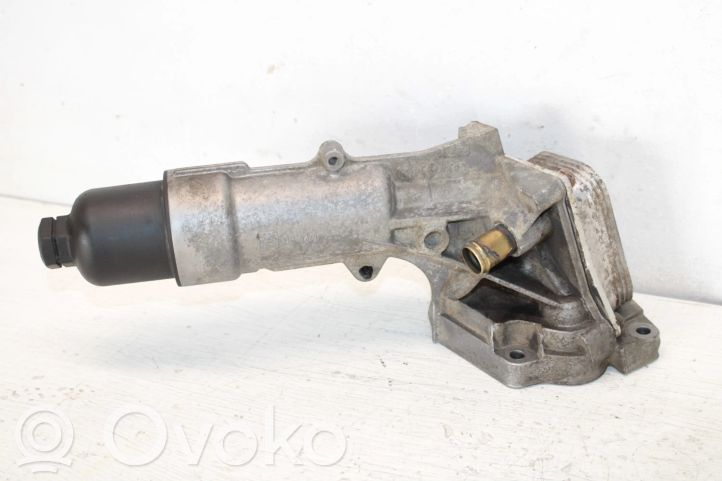 A2711800610 Mercedes-Benz E W211 Oil filter mounting bracket, 20.00 € | RRR