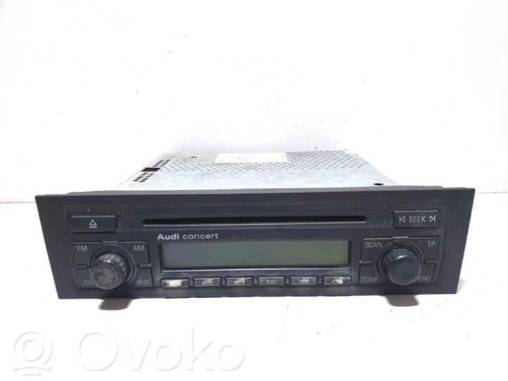8P0035186C Audi A3 S3 8P Radio/CD/DVD/GPS head unit, 51.75 € | RRR