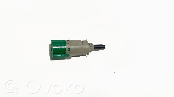 9818232480 Peugeot 3008 II Brake pedal sensor switch, 3.50 € | RRR