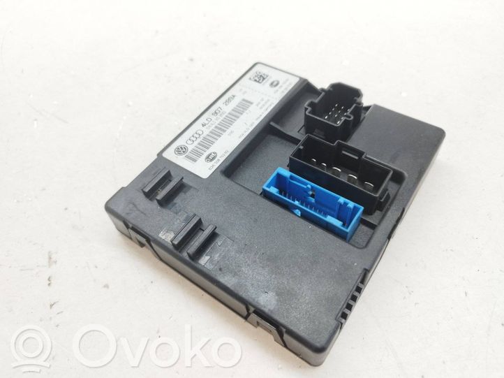 4L0907289A Audi Q7 4L Module confort, 15.00 € | OVOKO