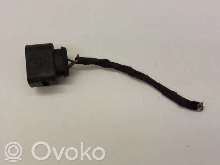4H0973715 Volkswagen PASSAT B8 Other wiring loom, 15.00 € | RRR