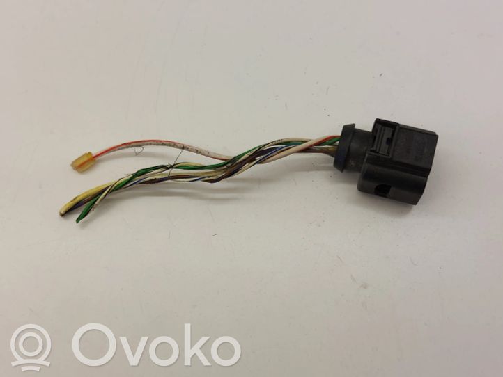 4H0973713 Volkswagen PASSAT B8 Other wiring loom, 15.00 € | RRR