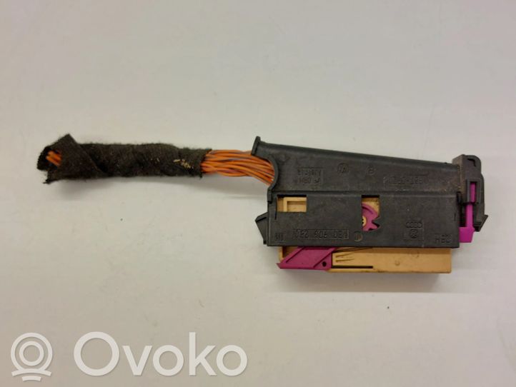 4E0906230 Volkswagen PASSAT B8 Other wiring loom, 15.00 € | RRR