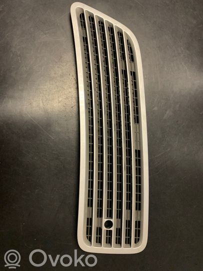 2218800305 Mercedes-Benz S W221 Grille calandre de capot, 40.00 € | OVOKO