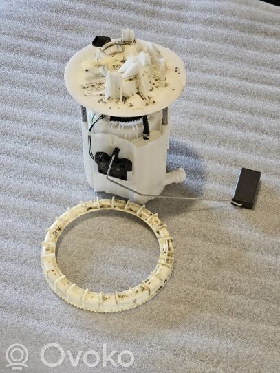 A1664701094 Mercedes-Benz GL X166 Pompe à carburant, 85.00 € | OVOKO