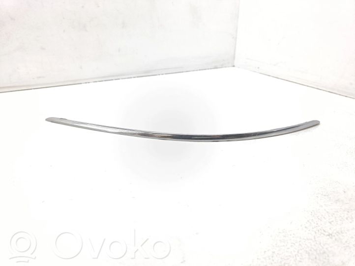 A2048850721 Mercedes-Benz C W204 Moulure de pare-chocs avant, 35.00 ...