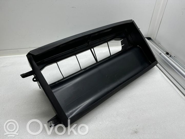 187798 BMW i3 Intercooler air guide/duct channel, 60.00 € | RRR