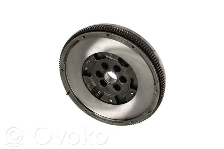 Audi A3 S3 8P Dual mass flywheel, 182.00 € | RRR