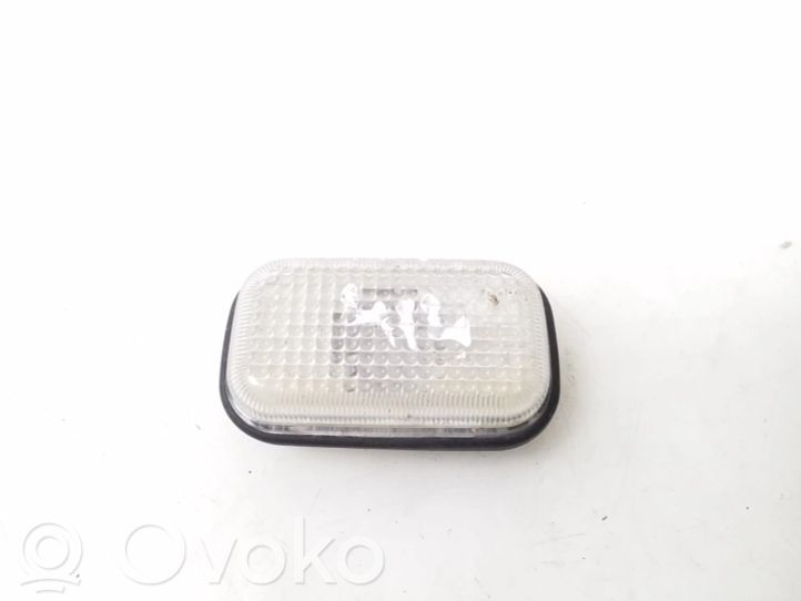 Nissan Terrano Front fender indicator light, 6.50 € | RRR