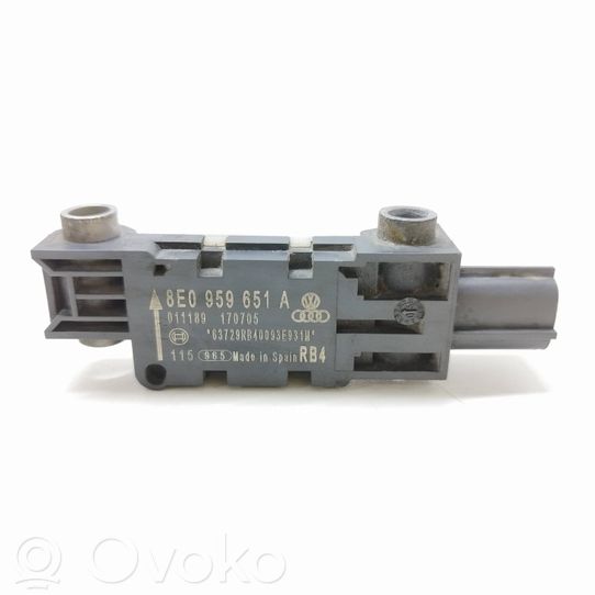 8E0959651A Audi A4 S4 B7 8E 8H Airbag deployment crash/impact sensor ...