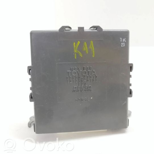 8967047010 Toyota Prius (XW20) Unité de contrôle à bord d'alimentation ...