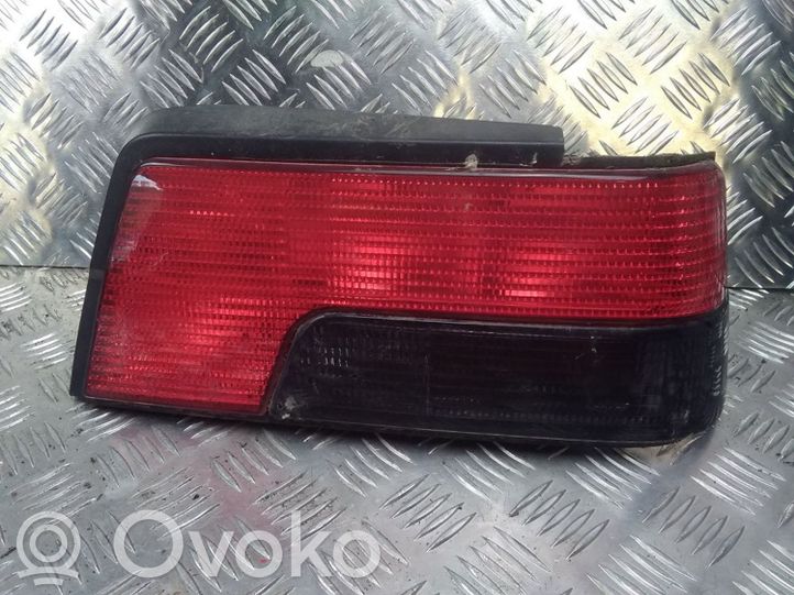 635192 Peugeot 405 Rear/tail lights, 25.00 € | RRR