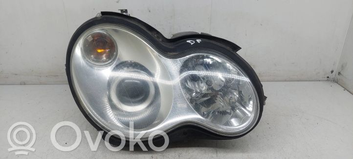A2038203861 Mercedes-Benz C W203 Headlight/headlamp, 100.00 € | RRR