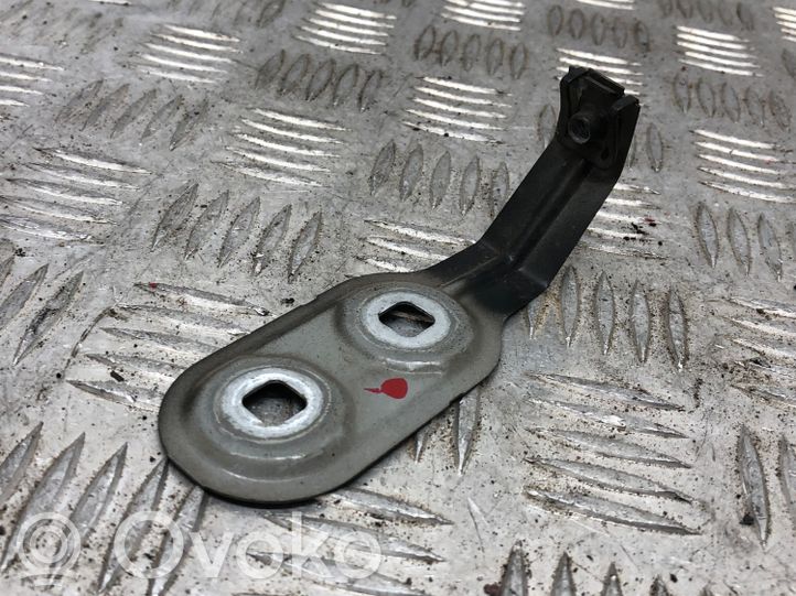 BMW 5 F10 F11 Fender mounting bracket, 7.26 € | RRR