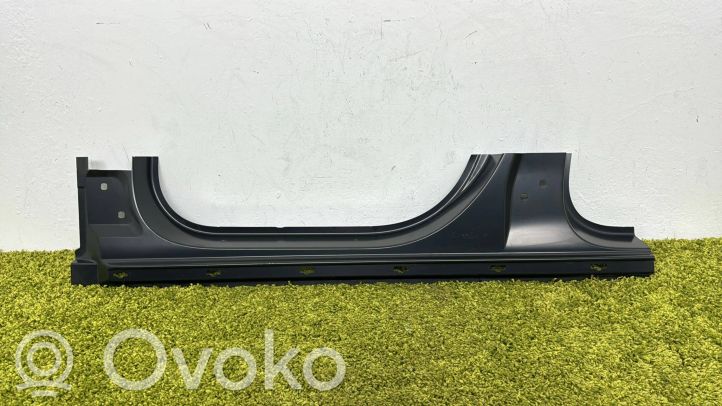 2136371301 Mercedes-Benz E W213 Sill, 376.24 € | RRR