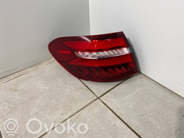 Mercedes-Benz GLC X253 C253 Feux arrière / postérieurs, 24.82 € | OVOKO