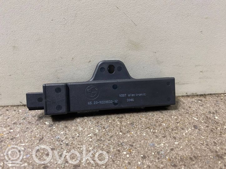 9220832 BMW X5 F15 Interior comfort aerial antenna, 1.41 € | RRR