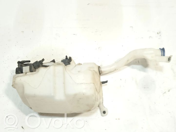 30699397 Volvo V50 Windshield washer fluid reservoir/tank, 39.30 € | RRR