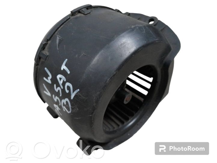 Volkswagen PASSAT B2 Heater fan/blower, 13.10 € | RRR