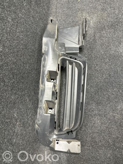 68226549AA Dodge Charger Grille antibrouillard avant, 22.00 € | OVOKO