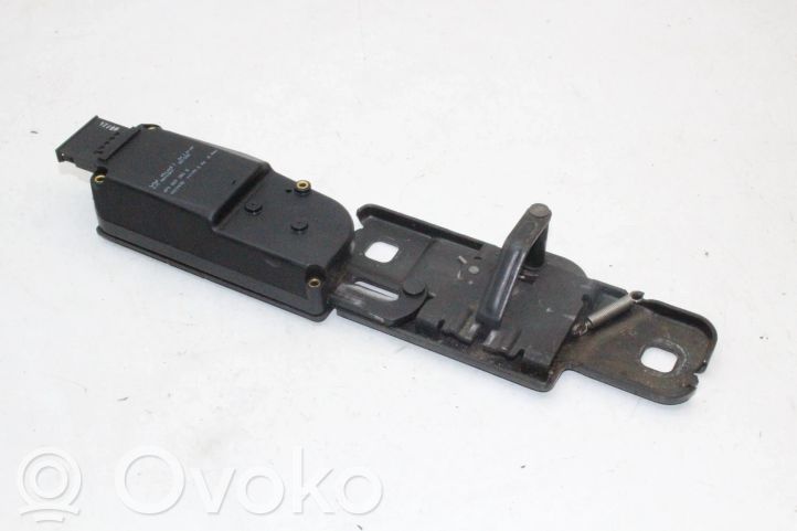 4F9827383B Audi Q7 4L Moteur ouverture de coffre, 65.00 € | OVOKO