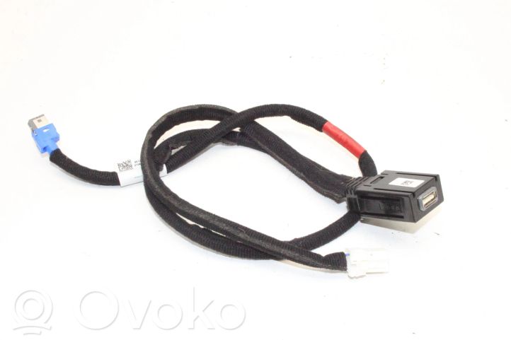 96120GI000 Hyundai Ioniq 5 Connecteur/prise USB, 35.00 € | OVOKO