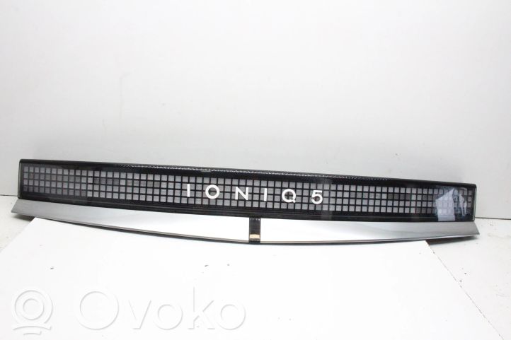 Hyundai Ioniq 5 Tailgate rear/tail lights, 995.00 € | RRR