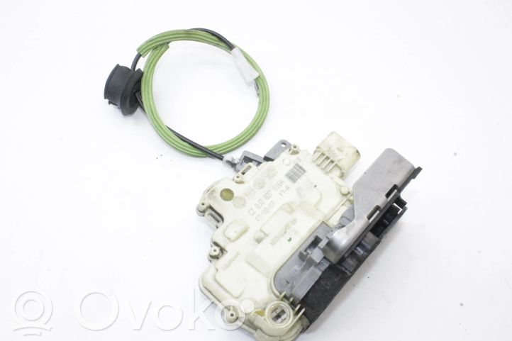 8J2837016A Audi TT TTS Mk2 Front door lock, 4.90 € | RRR