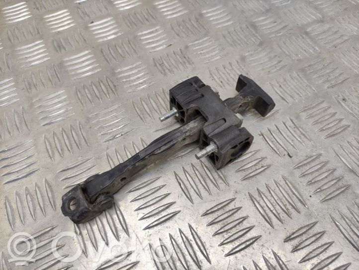 31298466 Volvo S60 Front door check strap stopper, 9.00 € | RRR