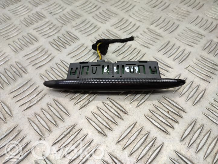 A1725420023 Mercedes-Benz CLA C117 X117 W117 Parking PDC sensor display ...