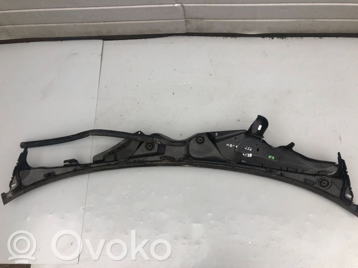 A2118300913 Mercedes-Benz E W211 Garniture d'essuie-glace, 25.00 € | OVOKO