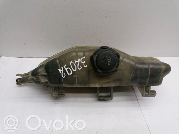Renault Clio III Coolant expansion tank/reservoir, 10.00 € | RRR