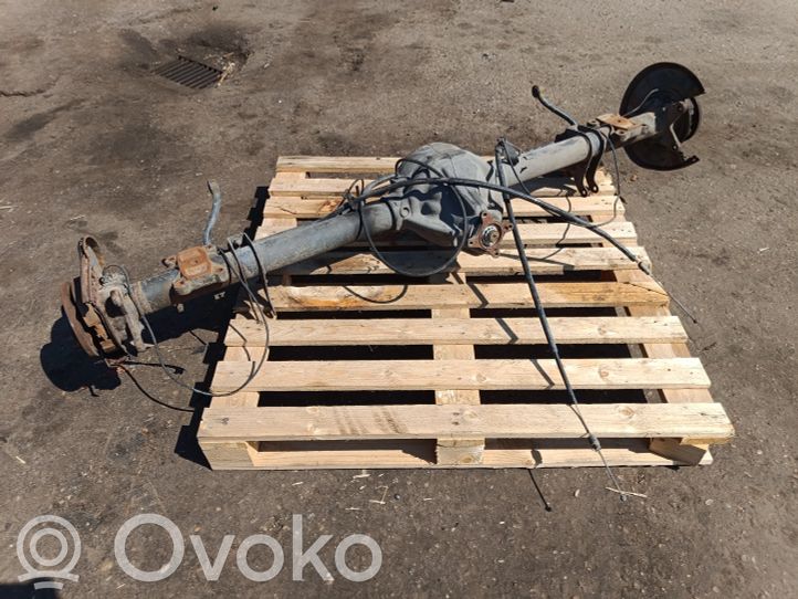 A9063500800 Volkswagen Crafter Rear axle beam with reductor, 870.00 € | RRR