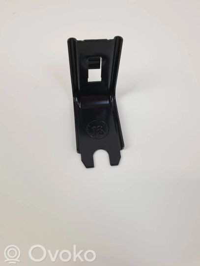 260423ZL0A Nissan Pulsar Front bumper mounting bracket, 15.00 € | RRR