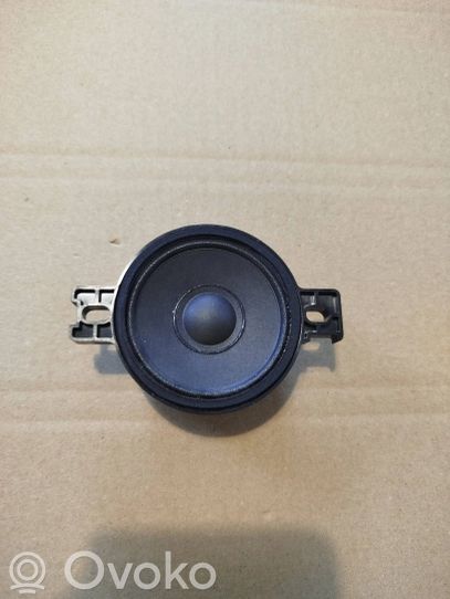 4M0035454A Audi A3 8Y Panel speaker, 9.41 € | RRR