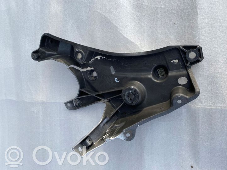 32211307 Volvo XC60 Fender mounting bracket, 51.51 € | RRR