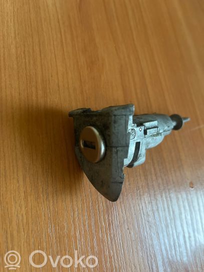 BH8ES Volkswagen PASSAT B6 Užrakinimo spynelė (prie rankenos), 13.00 ...