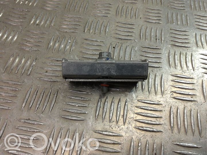 9312294 BMW X1 F48 F49 Akumulatora stiprinājums, 20.00 € | RRR