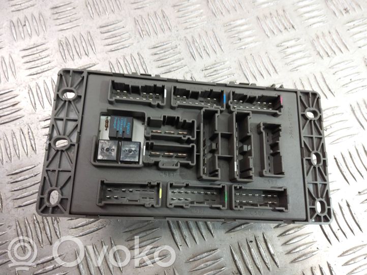 6906600 Mini One - Cooper R50 - 53 Boîte à fusibles, 28.00 € | OVOKO