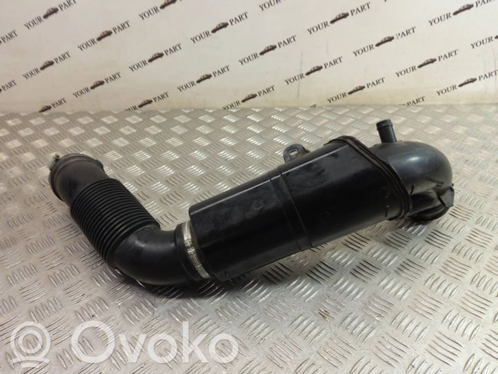 7619268 BMW X1 F48 F49 Turbo air intake inlet pipe/hose, 55.00 € | RRR