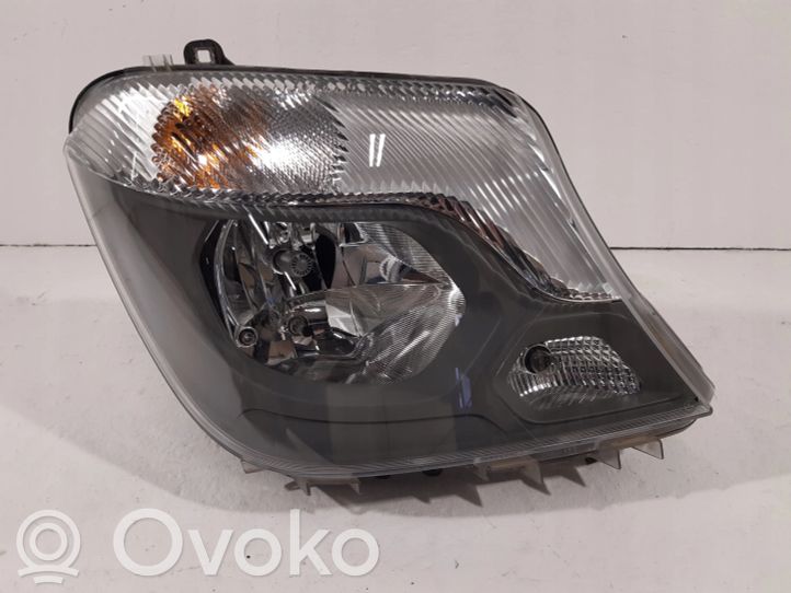 A9068205700 Mercedes-Benz Sprinter W906 Headlight/headlamp, 170.31 € | RRR