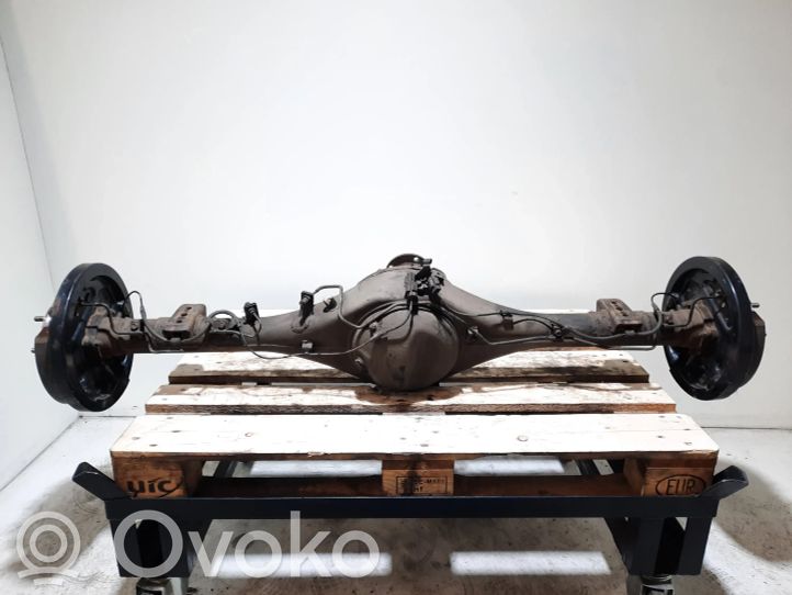 Mitsubishi L200 Rear axle beam with reductor, 1500.00 € | RRR